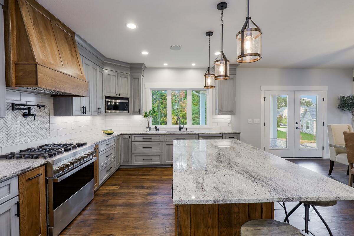 KITCHENS & EATING AREAS - DANMARK Design+Construction